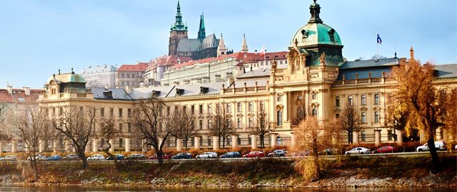 Big Bus Tours Prague | Hop On, Hop Off Prague Bus Tours