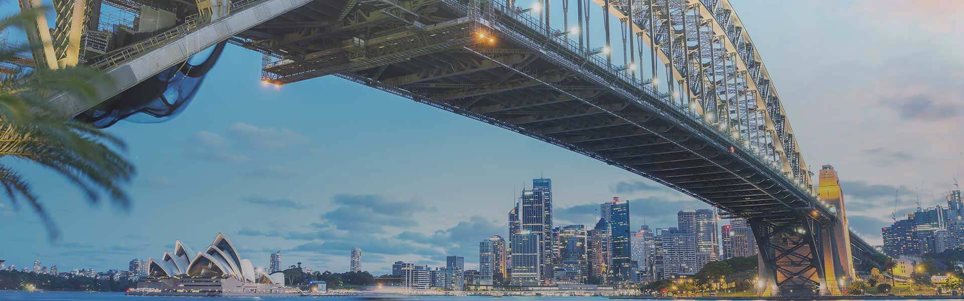 Sydney Harbour Bridge | Sydney Attractions | Big Bus Tours